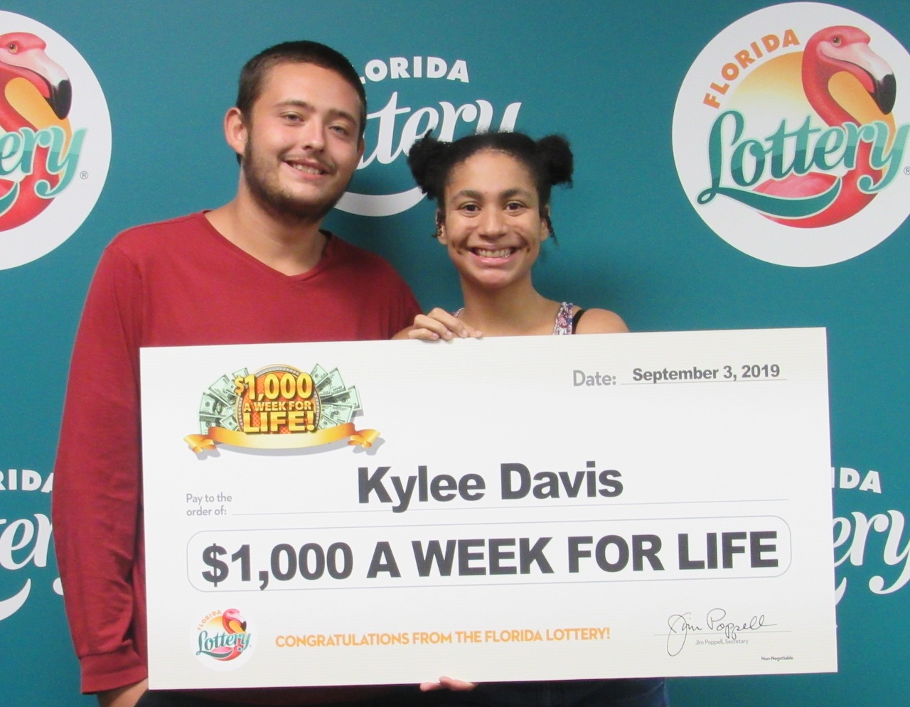 Sarasota woman claims top prize playing the $1,000 A WEEK FOR LIFE ...